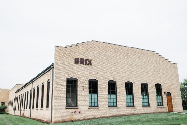 Light + Airy Chicago Wedding Photographer : the Brix on the Fox Wedding ...