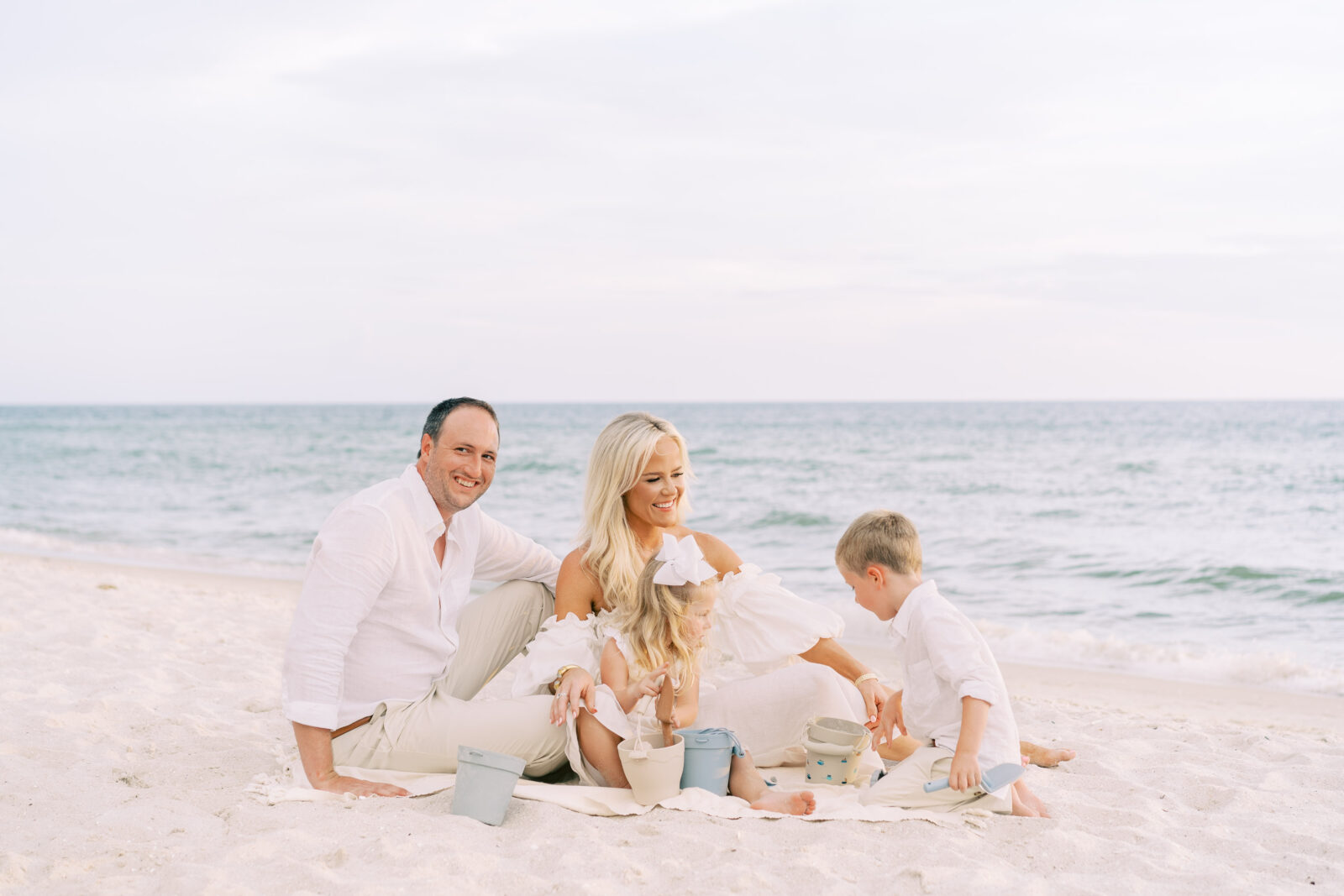 Ritz-Carlton Naples Family Photos at Sunset | Brittany Bekas