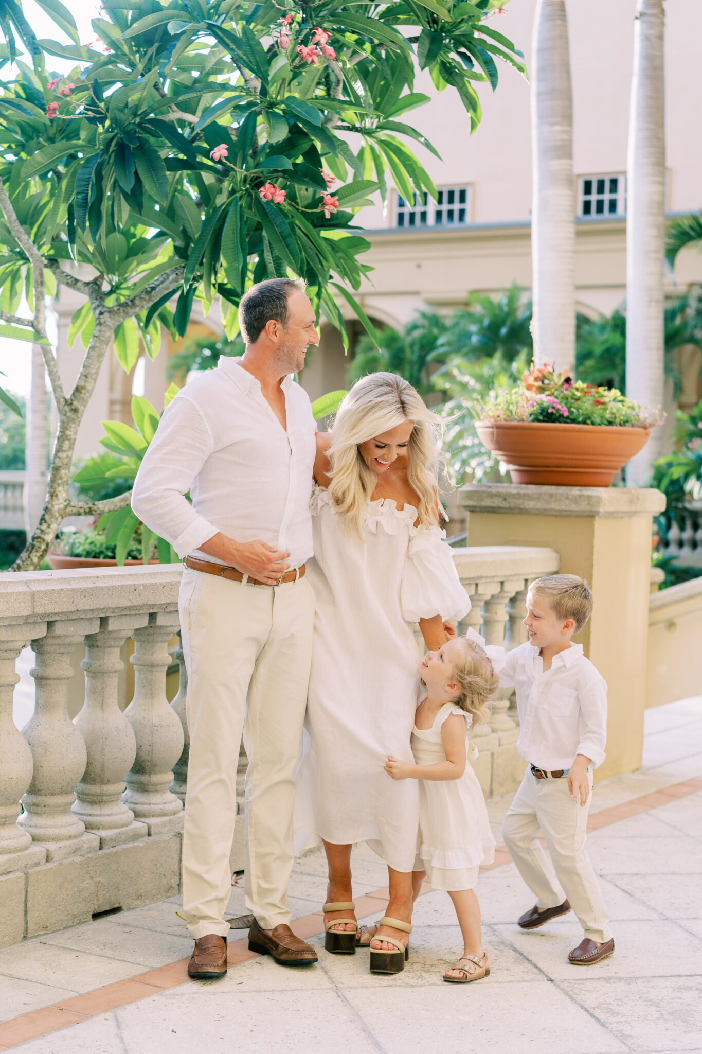 Ritz-Carlton Naples Family Photos at Sunset | Brittany Bekas