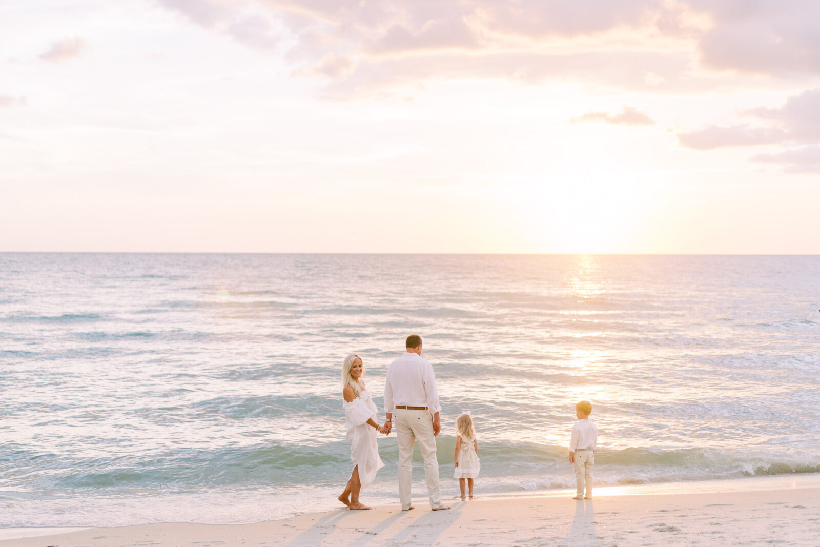 Neutral Family Photo Outfits | Brittany Bekas