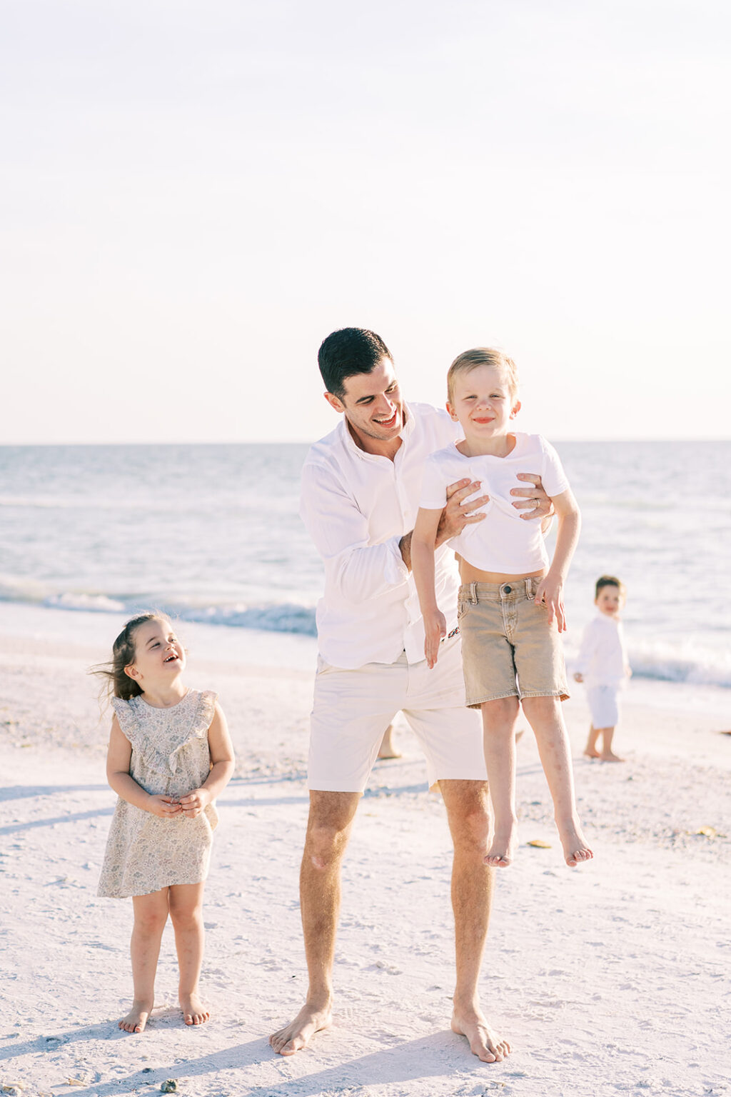 Neutral Family Photo Outfits | Brittany Bekas