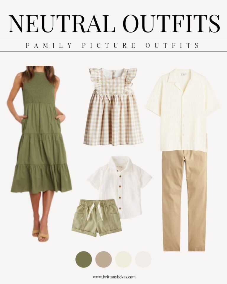 Neutral Family Photo Outfits | Brittany Bekas